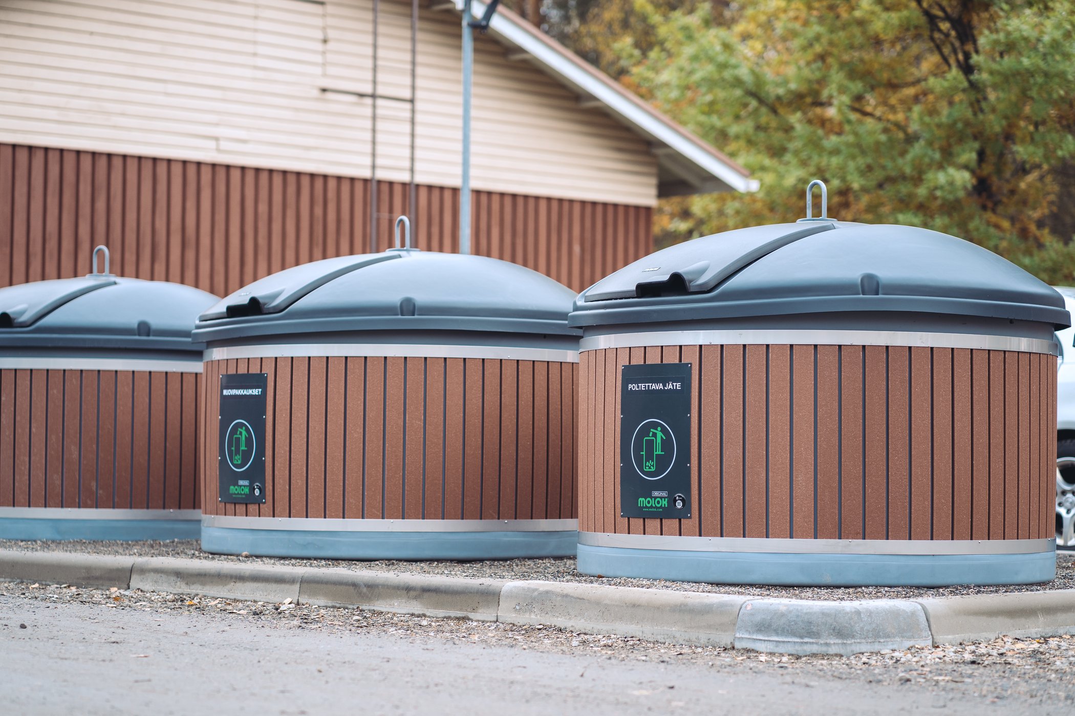 Maintaining the Molok underground waste containers
