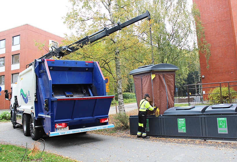 Garbage truck driver's work can be light and comfortable